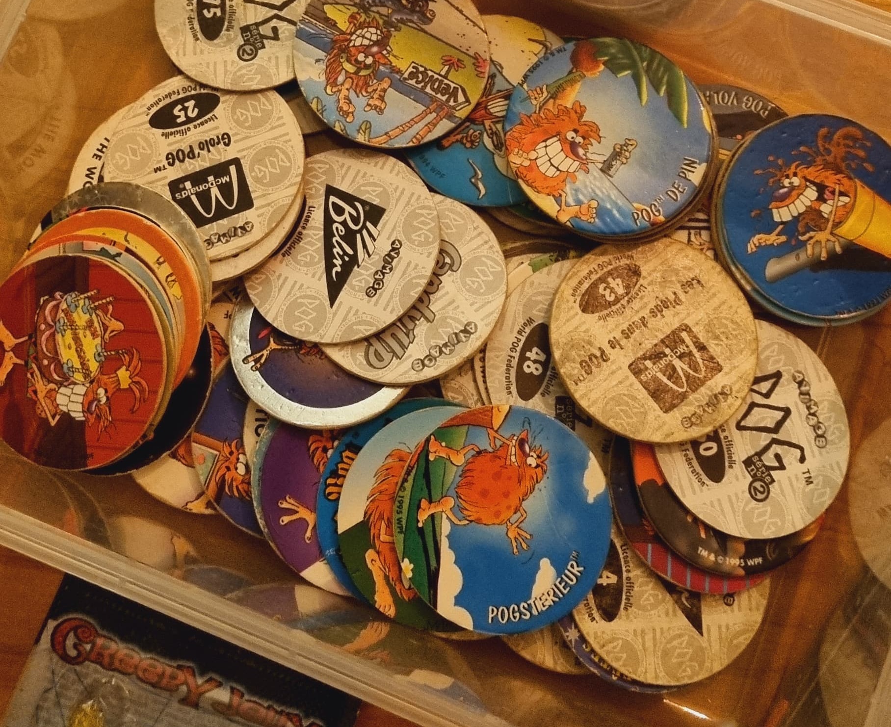 Pogs : le jeu de cour de récré le plus addictif des 90s